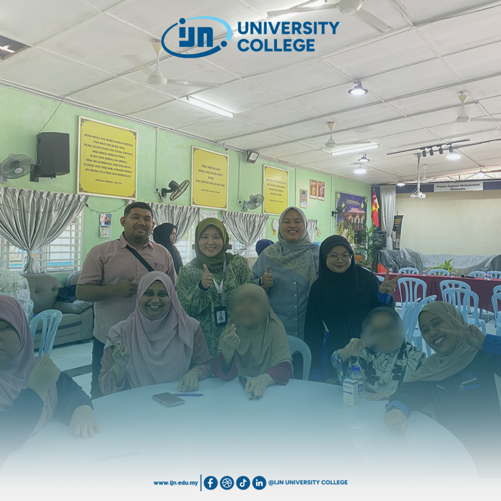 Pharmacy Club IJN University College Organizes CSR Program at Mahmudah ...